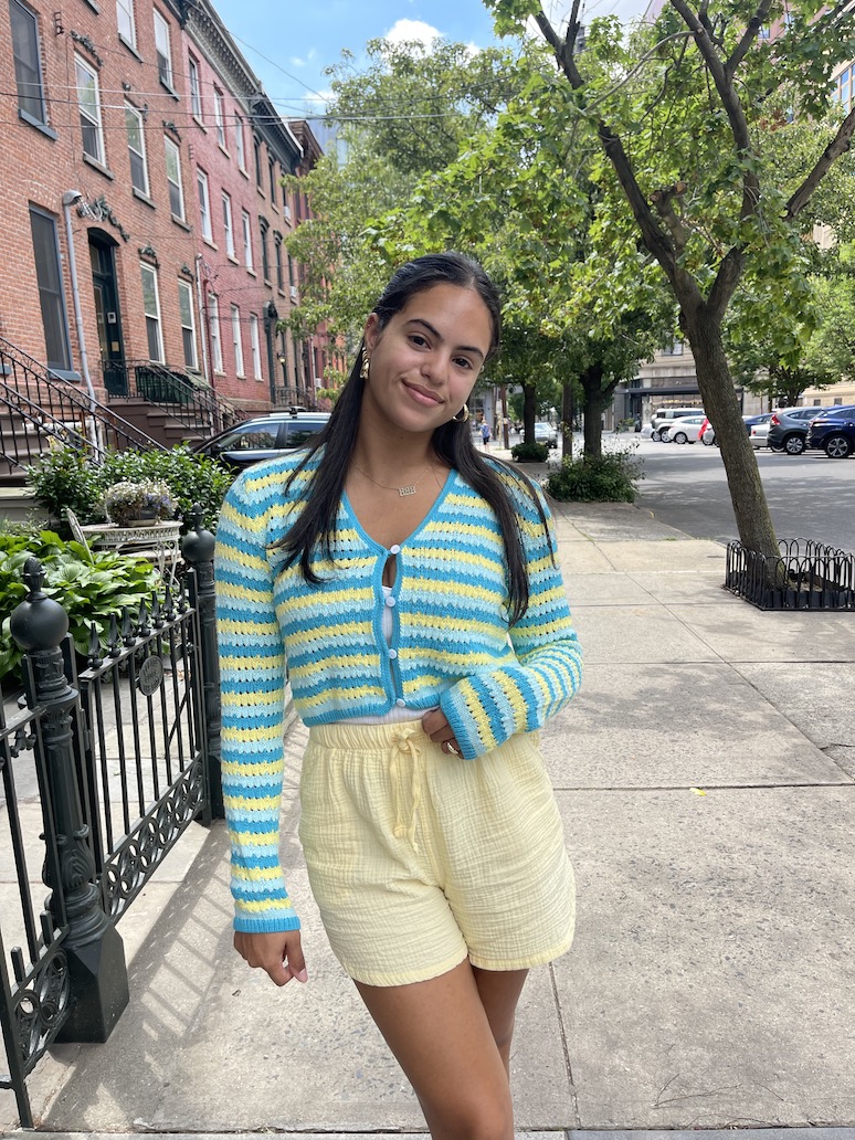 5 Fabulous Hispanic Creators You Need to Follow - Chirpyest